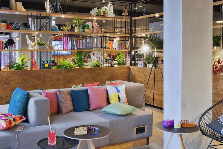 SofaConcerts venue | Fun & Games